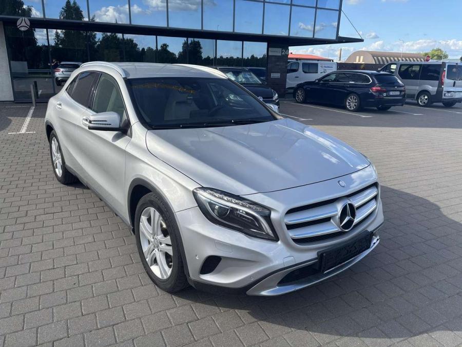Pelēks Mercedes-Benz gla-220 2015 Marijampole, ar dzinēja tilpumu 2.14 L un nobraukumu 312 tūkst. km par 10600 €, foto 1 vietnē AUTOMOTO.COM.LV