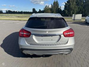 Pelēks Mercedes-Benz gla-220 2015 Marijampole, ar dzinēja tilpumu 2.14 L un nobraukumu 312 tūkst. km par 10600 €, foto 9 vietnē AUTOMOTO.COM.LV