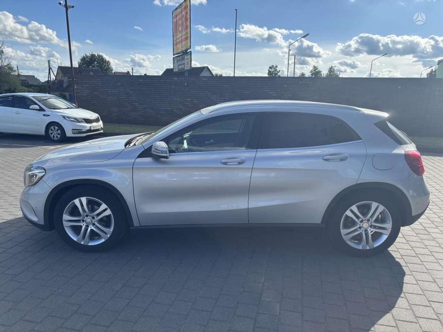 Pelēks Mercedes-Benz gla-220 2015 Marijampole, ar dzinēja tilpumu 2.14 L un nobraukumu 312 tūkst. km par 10600 €, foto 11 vietnē AUTOMOTO.COM.LV