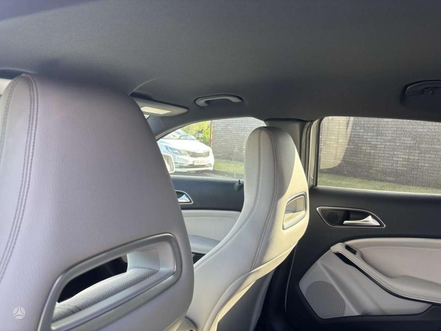 Pelēks Mercedes-Benz gla-220 2015 Marijampole, ar dzinēja tilpumu 2.14 L un nobraukumu 312 tūkst. km par 10600 €, foto 29 vietnē AUTOMOTO.COM.LV