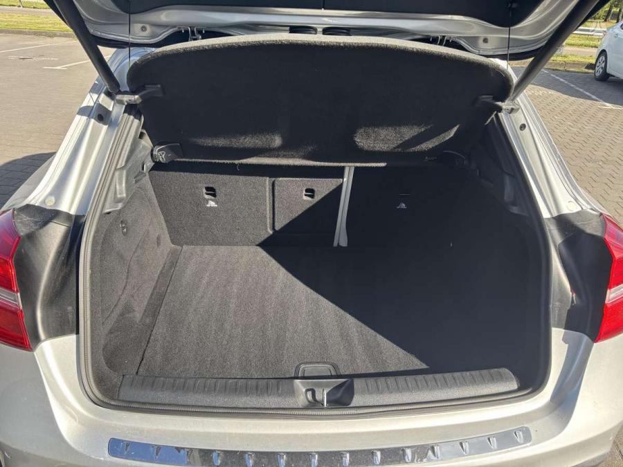 Pelēks Mercedes-Benz gla-220 2015 Marijampole, ar dzinēja tilpumu 2.14 L un nobraukumu 312 tūkst. km par 10600 €, foto 32 vietnē AUTOMOTO.COM.LV