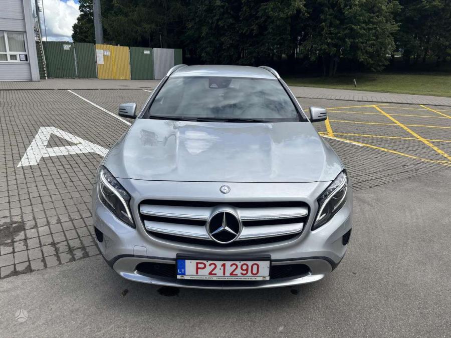 Серый Мерседес GLA 220 2015 в Мариямполе, объемом двигателя 2.14 л и пробегом 290 тыс. км за 10400 €, фото 5 на AUTOMOTO.COM.LV