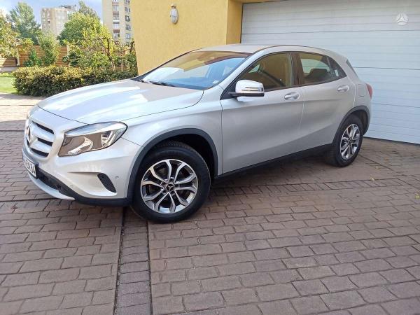 Серый Мерседес GLA 220 2016 в Каунас, объемом двигателя 2.14 л и пробегом 93 тыс. км за 12900 €, фото 1 на AUTOMOTO.COM.LV