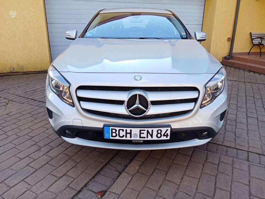 Pelēks Mercedes-Benz gla-220 2016 Kauņa, ar dzinēja tilpumu 2.14 L un nobraukumu 93 tūkst. km par 12900 €, foto 4 vietnē AUTOMOTO.COM.LV