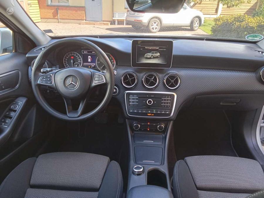 Pelēks Mercedes-Benz gla-220 2016 Kauņa, ar dzinēja tilpumu 2.14 L un nobraukumu 93 tūkst. km par 12900 €, foto 12 vietnē AUTOMOTO.COM.LV