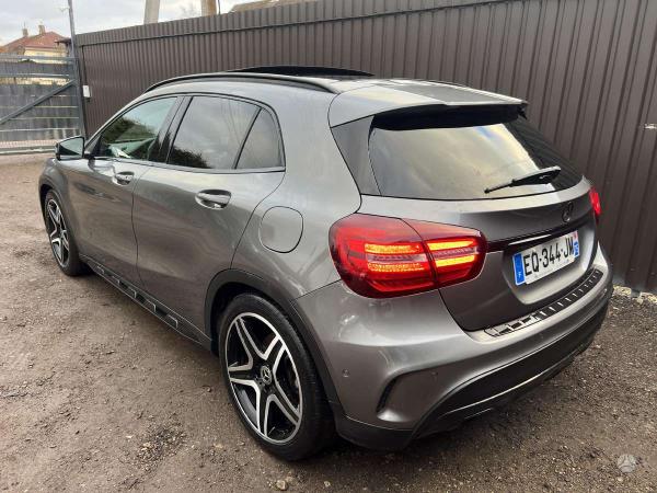 Grey Mercedes-Benz gla-220 2017 in Kaunas, with an engine capacity of 2.14 L and mileage of 170 thousand km for 15900 €, photo 7 on AUTOMOTO.COM.LV