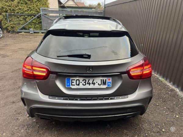 Grey Mercedes-Benz gla-220 2017 in Kaunas, with an engine capacity of 2.14 L and mileage of 170 thousand km for 15900 €, photo 8 on AUTOMOTO.COM.LV