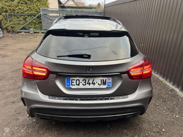 Grey Mercedes-Benz gla-220 2017 in Kaunas, with an engine capacity of 2.14 L and mileage of 170 thousand km for 15800 €, photo 8 on AUTOMOTO.COM.LV