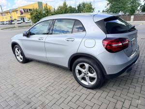 Серый Мерседес GLA 220 2017 в Таураге, объемом двигателя 2.14 л и пробегом 114 тыс. км за 12700 €, фото 3 на AUTOMOTO.COM.LV