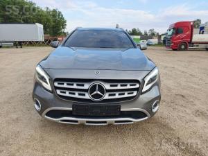 Grey Mercedes-Benz gla-220 2019 in Riga, with an engine capacity of 2.00 L and mileage of 89 thousand km for 21000 €, photo 3 on AUTOMOTO.COM.LV