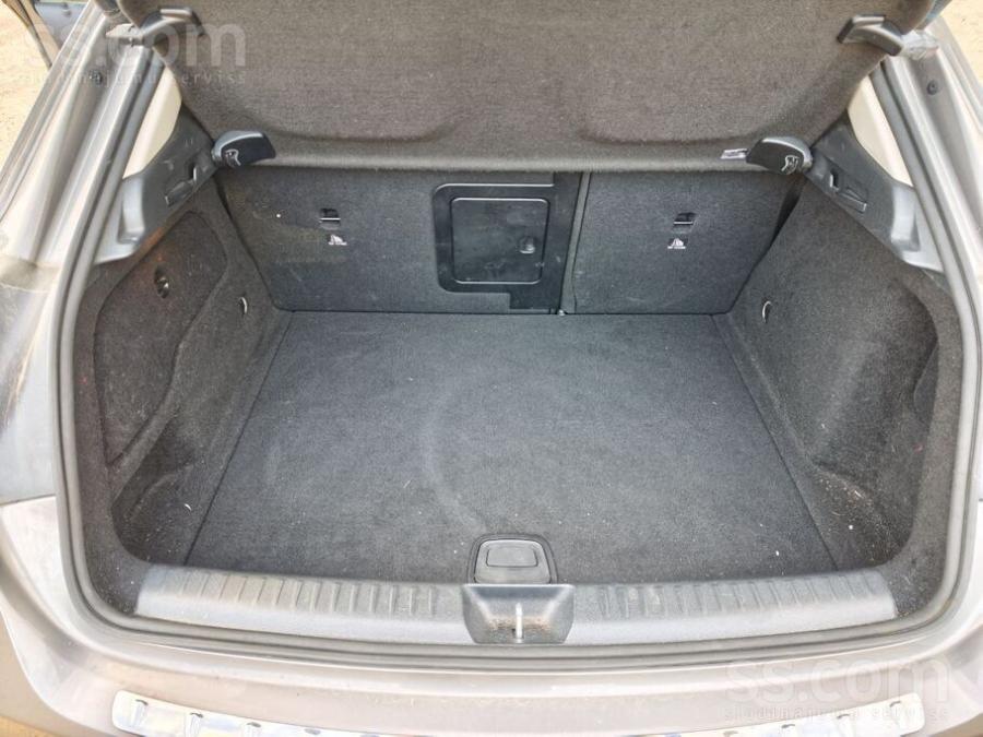 Grey Mercedes-Benz gla-220 2019 in Riga, with an engine capacity of 2.00 L and mileage of 89 thousand km for 21000 €, photo 10 on AUTOMOTO.COM.LV