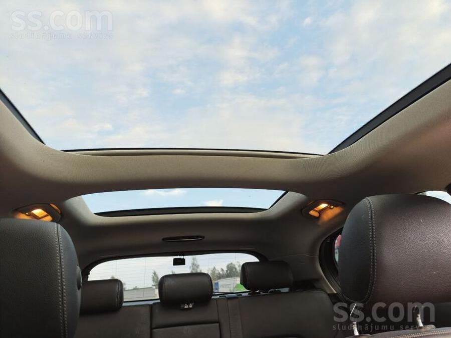 Grey Mercedes-Benz gla-220 2019 in Riga, with an engine capacity of 2.00 L and mileage of 89 thousand km for 21000 €, photo 13 on AUTOMOTO.COM.LV