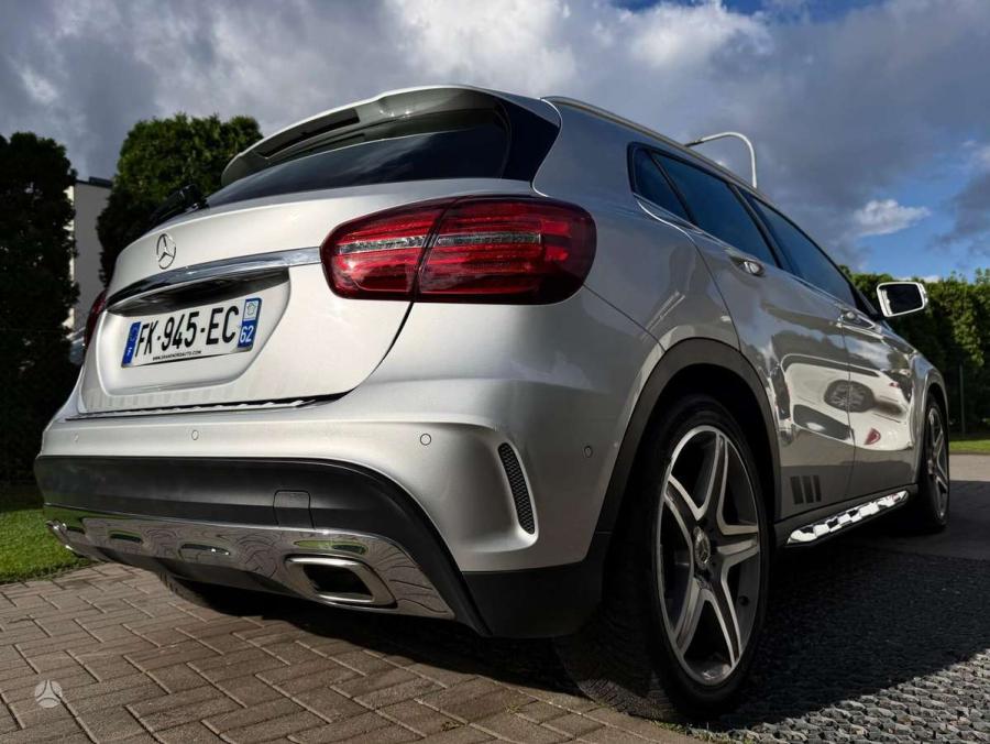 Pelēks Mercedes-Benz gla-220 2020 Kauņa, ar dzinēja tilpumu 2.20 L un nobraukumu 99 tūkst. km par 16850 €, foto 1 vietnē AUTOMOTO.COM.LV