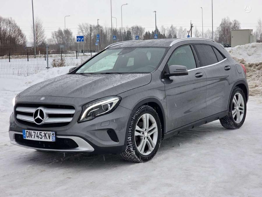 Серый Мерседес GLA 220 2014 в Таураге, объемом двигателя 2.20 л и пробегом 275 тыс. км за 10700 €, фото 1 на AUTOMOTO.COM.LV