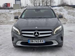 Серый Мерседес GLA 220 2014 в Таураге, объемом двигателя 2.20 л и пробегом 275 тыс. км за 10700 €, фото 2 на AUTOMOTO.COM.LV