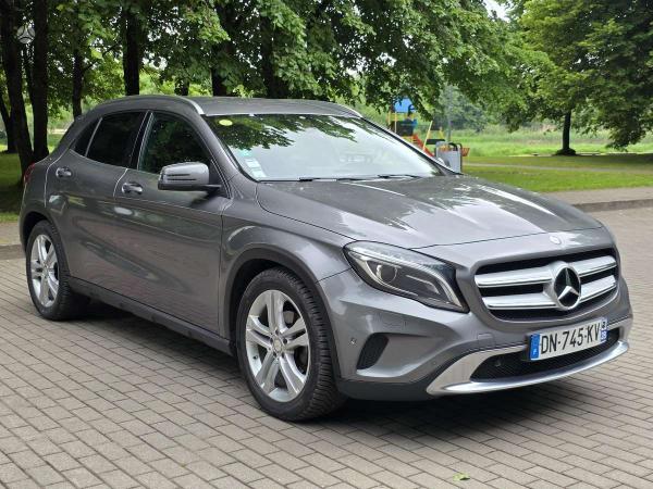 Pelēks Mercedes-Benz gla-220 2014 Tauragė, ar dzinēja tilpumu 2.20 L un nobraukumu 270 tūkst. km par 9800 €, foto 1 vietnē AUTOMOTO.COM.LV