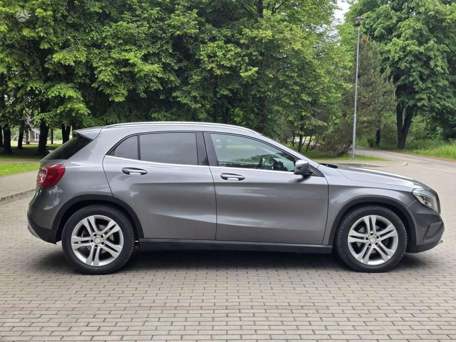 Серый Мерседес GLA 220 2014 в Таураге, объемом двигателя 2.20 л и пробегом 270 тыс. км за 9800 €, фото 9 на AUTOMOTO.COM.LV
