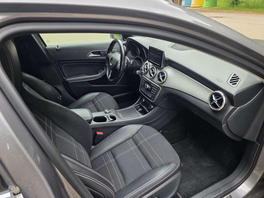 Серый Мерседес GLA 220 2014 в Таураге, объемом двигателя 2.20 л и пробегом 270 тыс. км за 9800 €, фото 10 на AUTOMOTO.COM.LV