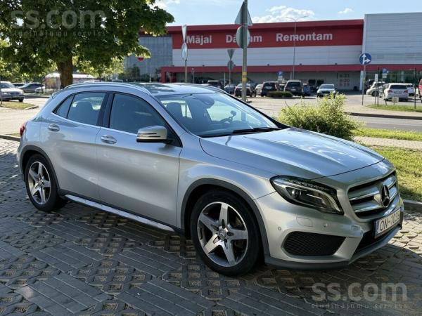 Pelēks Mercedes-Benz gla-220 2015 Rīga, ar dzinēja tilpumu 2.20 L un nobraukumu 146 tūkst. km par 15000 €, foto 4 vietnē AUTOMOTO.COM.LV