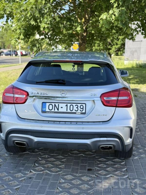Pelēks Mercedes-Benz gla-220 2015 Rīga, ar dzinēja tilpumu 2.20 L un nobraukumu 146 tūkst. km par 15000 €, foto 6 vietnē AUTOMOTO.COM.LV
