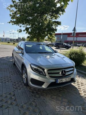 Серый Мерседес GLA 220 2015 в Рига, объемом двигателя 2.20 л и пробегом 146 тыс. км за 15000 €, фото  на AUTOMOTO.COM.LV