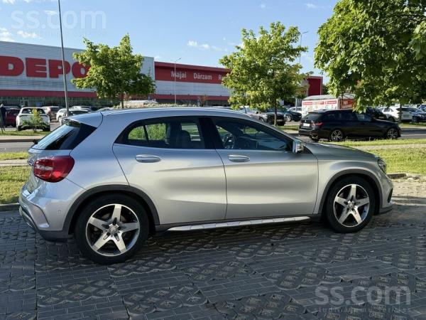 Серый Мерседес GLA 220 2015 в Рига, объемом двигателя 2.20 л и пробегом 146 тыс. км за 15000 €, фото 5 на AUTOMOTO.COM.LV