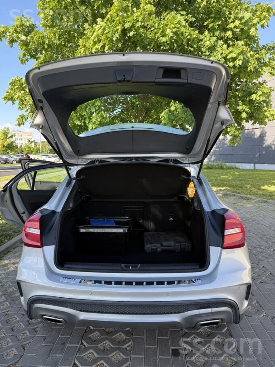 Grey Mercedes-Benz gla-220 2015 in Riga, with an engine capacity of 2.20 L and mileage of 146 thousand km for 15000 €, photo 18 on AUTOMOTO.COM.LV