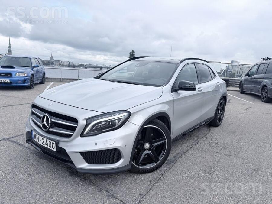 Серый Мерседес GLA 220 2016 в Рига, объемом двигателя 2.20 л и пробегом 300 тыс. км за 11450 €, фото 1 на AUTOMOTO.COM.LV