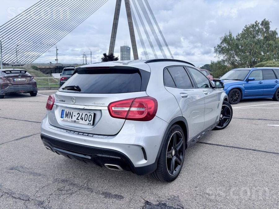 Серый Мерседес GLA 220 2016 в Рига, объемом двигателя 2.20 л и пробегом 300 тыс. км за 11450 €, фото 3 на AUTOMOTO.COM.LV