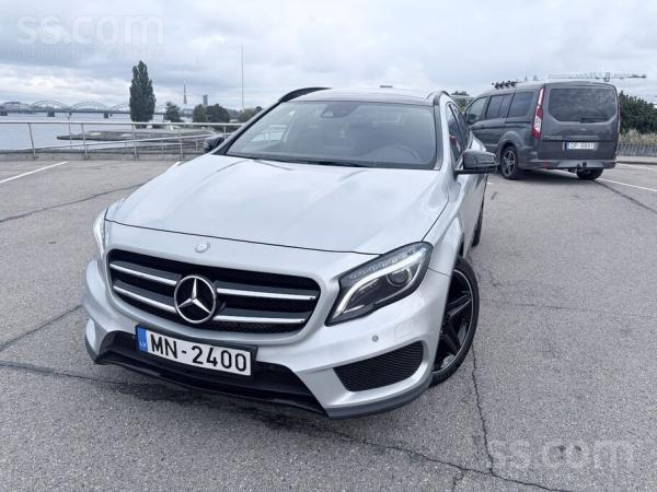 Серый Мерседес GLA 220 2016 в Рига, объемом двигателя 2.20 л и пробегом 300 тыс. км за 11450 €, фото 6 на AUTOMOTO.COM.LV