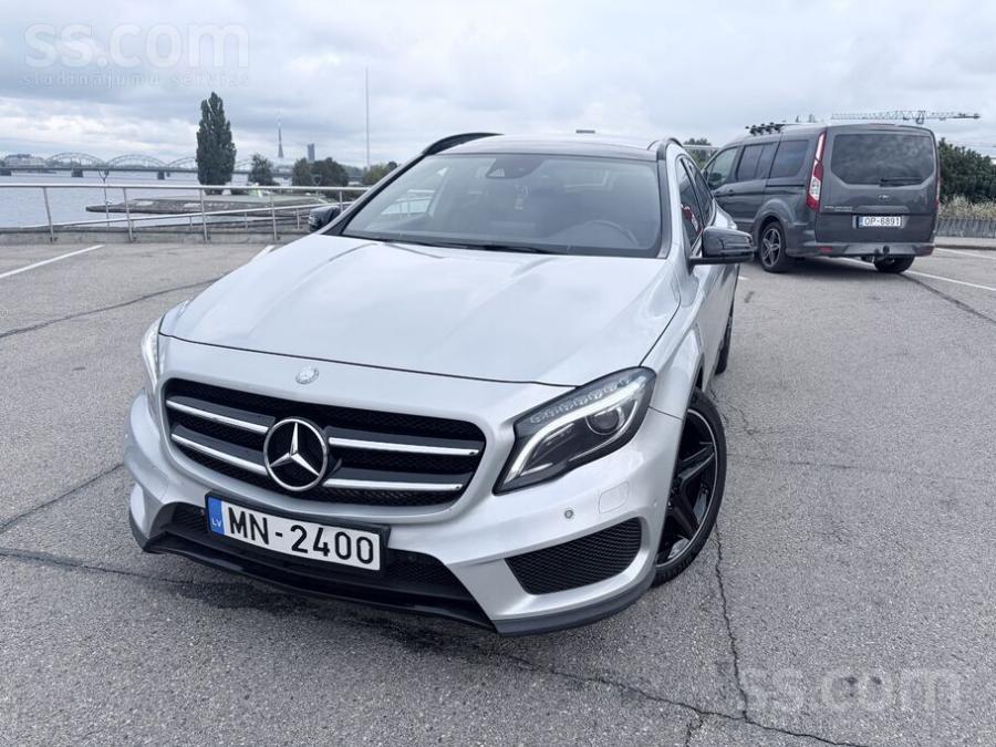 Серый Мерседес GLA 220 2016 в Рига, объемом двигателя 2.20 л и пробегом 300 тыс. км за 11450 €, фото 6 на AUTOMOTO.COM.LV