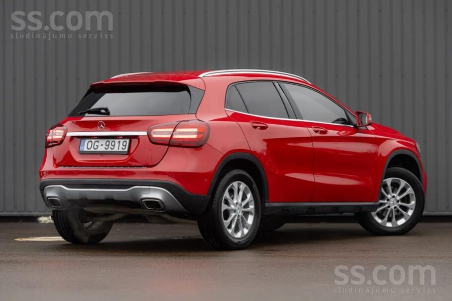 Red Mercedes-Benz gla-220 2017 in Dobele, with an engine capacity of 2.20 L and mileage of 227 thousand km for 15500 €, photo 6 on AUTOMOTO.COM.LV