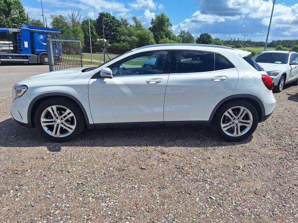 Balts Mercedes-Benz gla-220 2013 Tauragė, ar dzinēja tilpumu 2.14 L un nobraukumu 190 tūkst. km par 10300 €, foto 4 vietnē AUTOMOTO.COM.LV