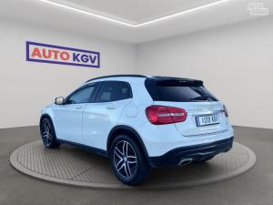 White Mercedes-Benz gla-220 2014 in Vilnius, with an engine capacity of 2.20 L and mileage of 246 thousand km for 10999 €, photo 4 on AUTOMOTO.COM.LV