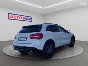 White Mercedes-Benz gla-220 2014 in Vilnius, with an engine capacity of 2.20 L and mileage of 246 thousand km for 10999 €, photo 6 on AUTOMOTO.COM.LV