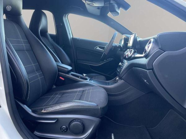 Белый Мерседес GLA 220 2014 в Вильнюс, объемом двигателя 2.20 л и пробегом 246 тыс. км за 9500 €, фото 8 на AUTOMOTO.COM.LV