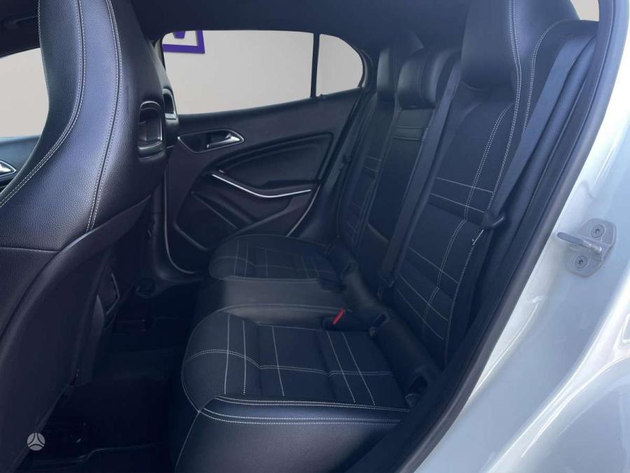 Белый Мерседес GLA 220 2014 в Вильнюс, объемом двигателя 2.20 л и пробегом 246 тыс. км за 9500 €, фото 12 на AUTOMOTO.COM.LV