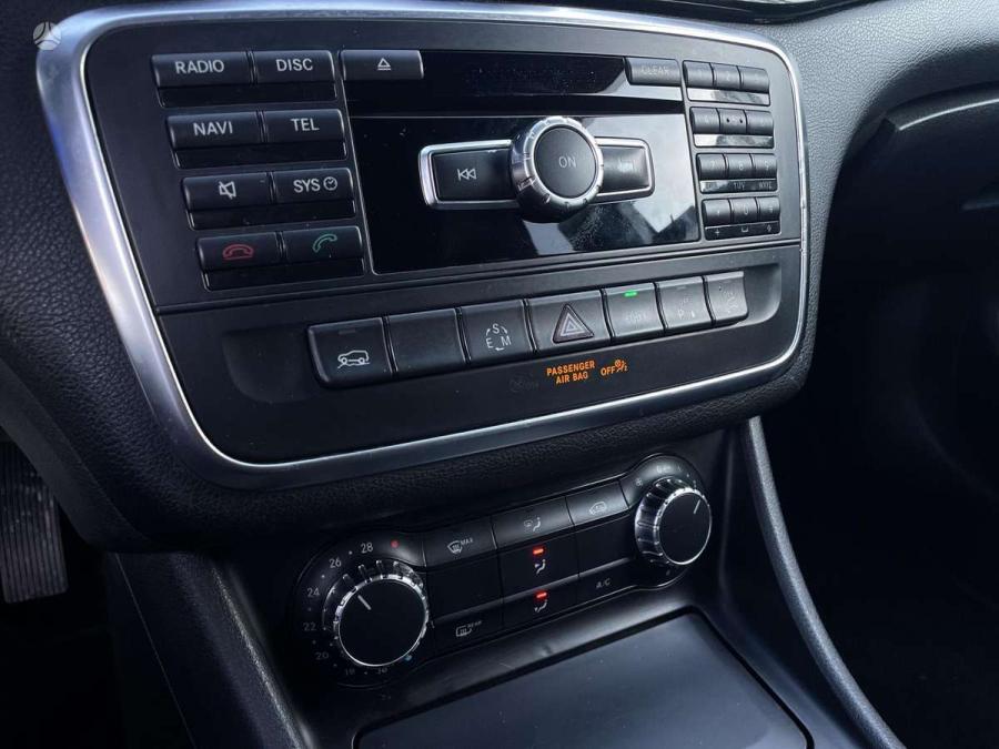Белый Мерседес GLA 220 2014 в Вильнюс, объемом двигателя 2.20 л и пробегом 246 тыс. км за 9500 €, фото 16 на AUTOMOTO.COM.LV