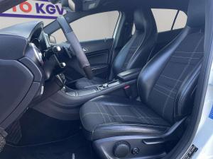 White Mercedes-Benz gla-220 2014 in Vilnius, with an engine capacity of 2.20 L and mileage of 246 thousand km for 9500 €, photo 15 on AUTOMOTO.COM.LV