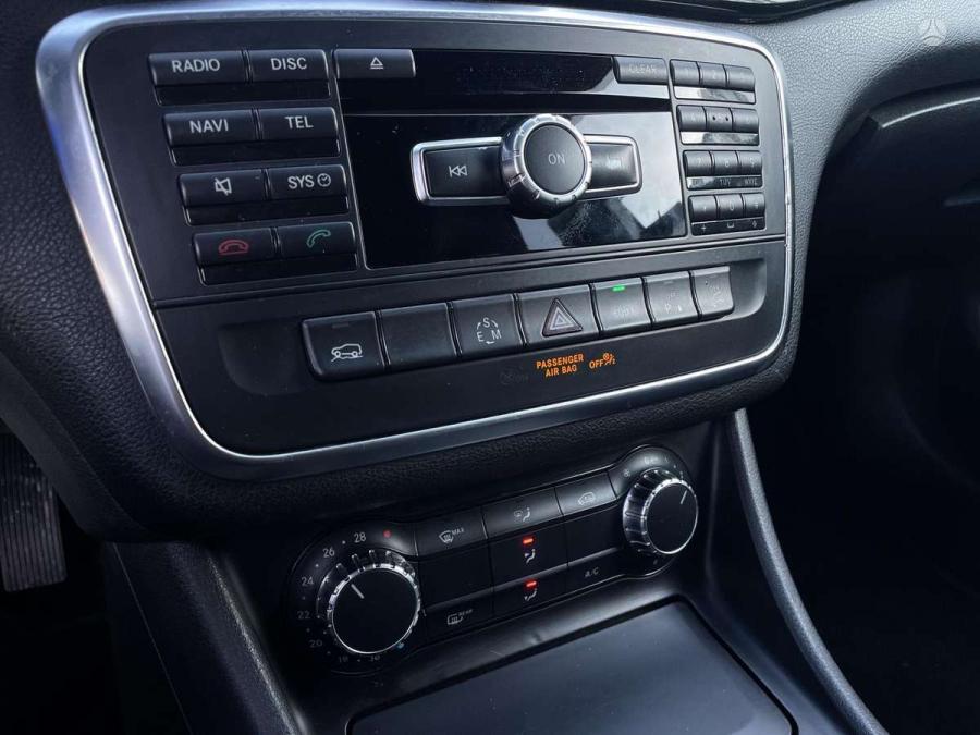 White Mercedes-Benz gla-220 2014 in Vilnius, with an engine capacity of 2.20 L and mileage of 246 thousand km for 9500 €, photo 16 on AUTOMOTO.COM.LV