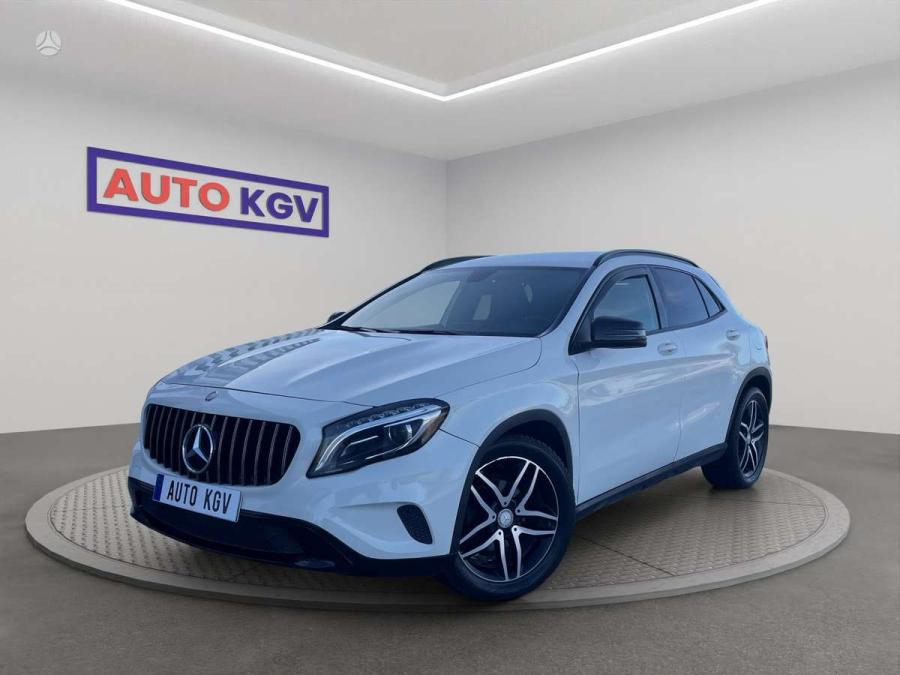 Белый Мерседес GLA 220 2014 в Вильнюс, объемом двигателя 2.20 л и пробегом 246 тыс. км за 9500 €, фото 1 на AUTOMOTO.COM.LV