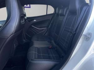 White Mercedes-Benz gla-220 2014 in Vilnius, with an engine capacity of 2.20 L and mileage of 246 thousand km for 9500 €, photo 12 on AUTOMOTO.COM.LV