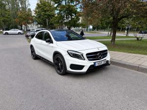 White Mercedes-Benz gla-220 2015 in Vilnius, with an engine capacity of 2.14 L and mileage of 282 thousand km for 14800 €, photo  on AUTOMOTO.COM.LV