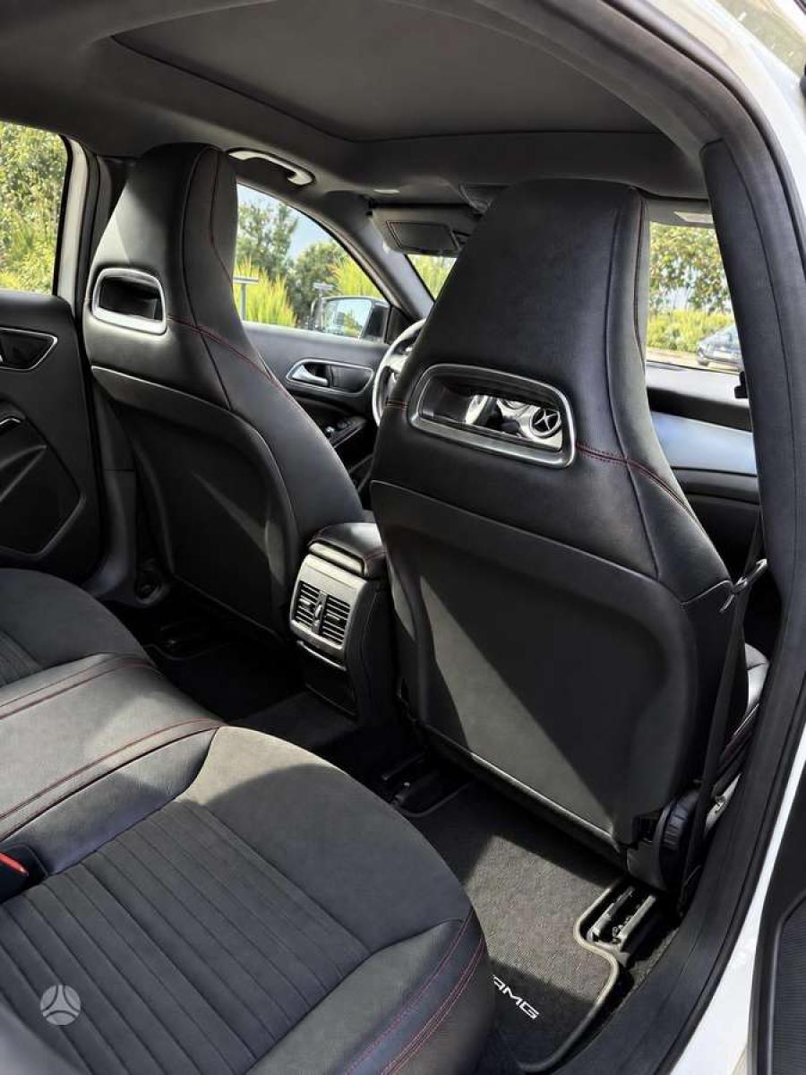 Белый Мерседес GLA 220 2015 в Вильнюс, объемом двигателя 2.14 л и пробегом 282 тыс. км за 14800 €, фото 4 на AUTOMOTO.COM.LV