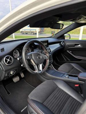 Белый Мерседес GLA 220 2015 в Вильнюс, объемом двигателя 2.14 л и пробегом 282 тыс. км за 14800 €, фото 8 на AUTOMOTO.COM.LV