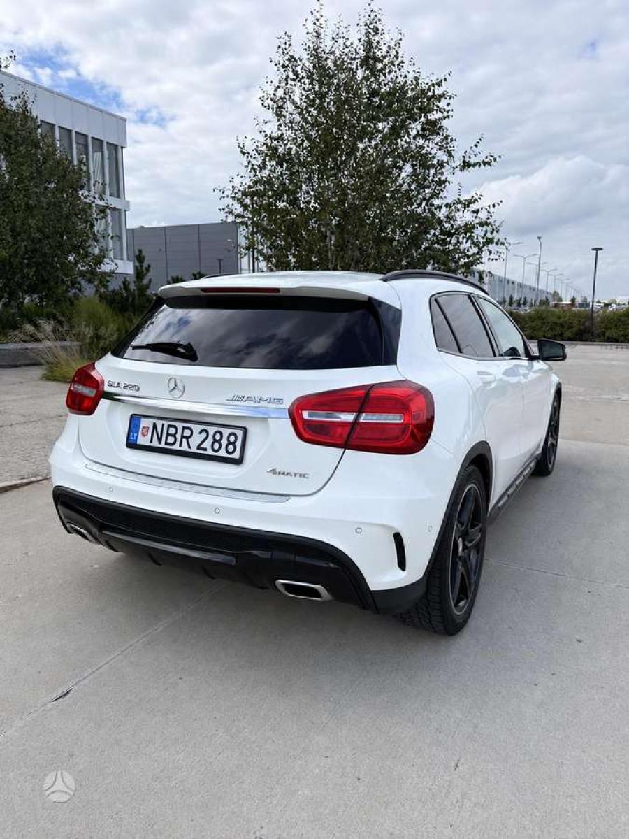 Белый Мерседес GLA 220 2015 в Вильнюс, объемом двигателя 2.14 л и пробегом 282 тыс. км за 14800 €, фото 11 на AUTOMOTO.COM.LV