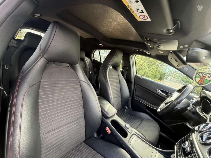 Белый Мерседес GLA 220 2015 в Вильнюс, объемом двигателя 2.14 л и пробегом 282 тыс. км за 14800 €, фото 14 на AUTOMOTO.COM.LV
