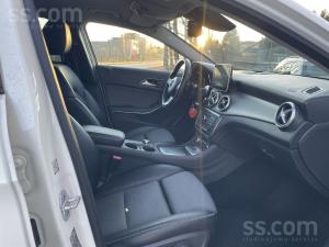 Белый Мерседес GLA 220 2016 в Рига, объемом двигателя 2.20 л и пробегом 220 тыс. км за 13990 €, фото 17 на AUTOMOTO.COM.LV