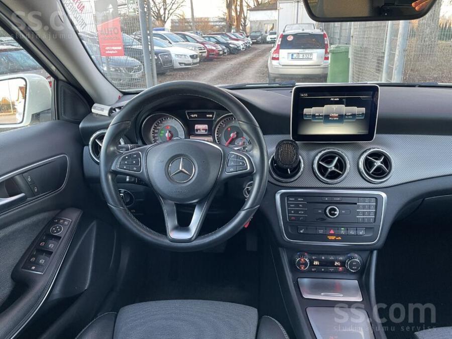 Белый Мерседес GLA 220 2016 в Рига, объемом двигателя 2.20 л и пробегом 220 тыс. км за 13990 €, фото 20 на AUTOMOTO.COM.LV