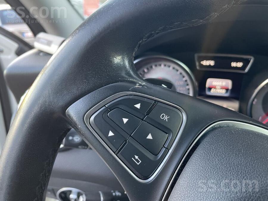 Белый Мерседес GLA 220 2016 в Рига, объемом двигателя 2.20 л и пробегом 220 тыс. км за 13990 €, фото 30 на AUTOMOTO.COM.LV